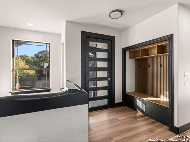 141 Oak Shores