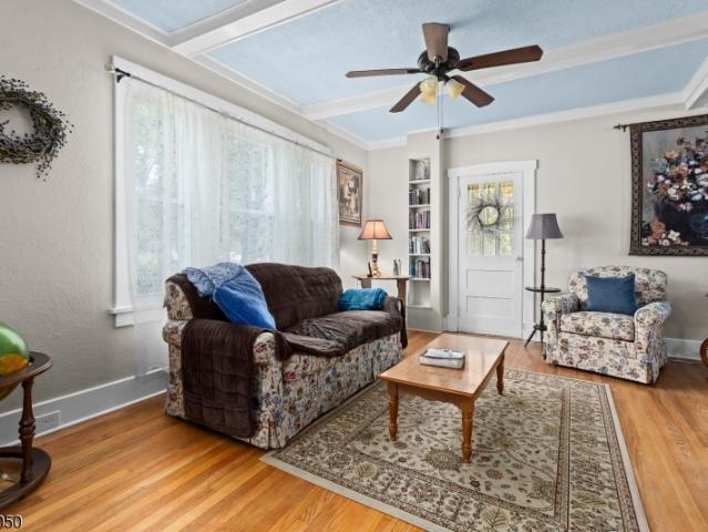 141 Overlook Ave