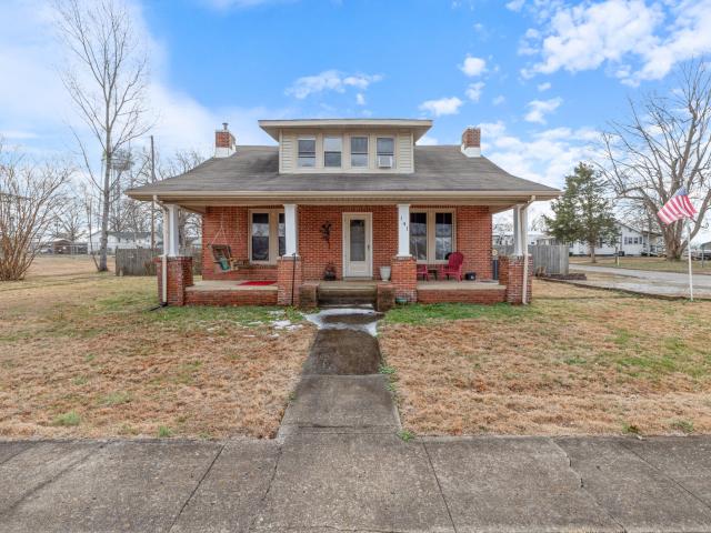 141 Long St W