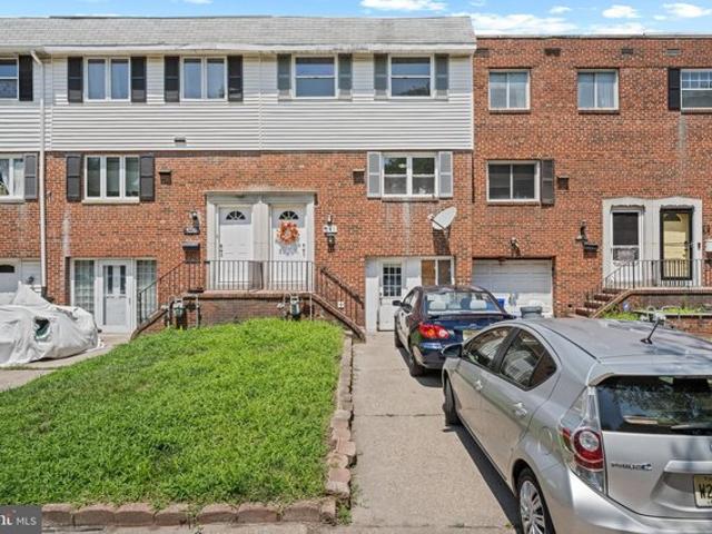141 Laureba Ave, Stratford, NJ 08084