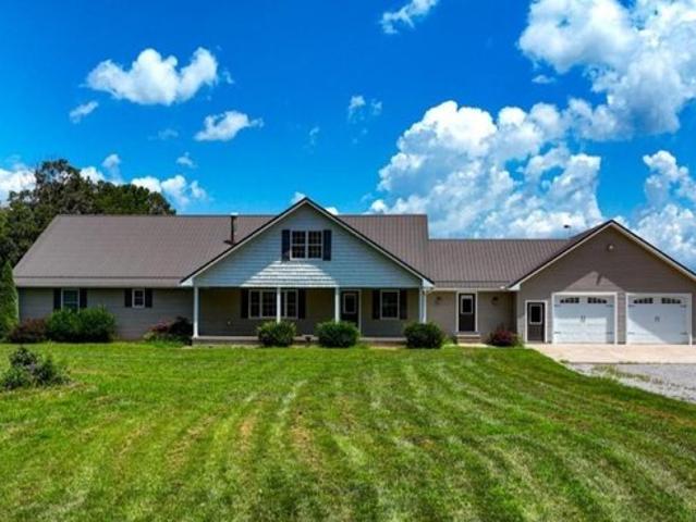 141 Leach Hill Cemetery Rd, Fredonia, KY 42411