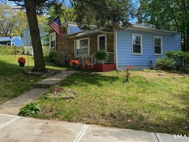 141 Mountain Rd, New Haven, CT 06515