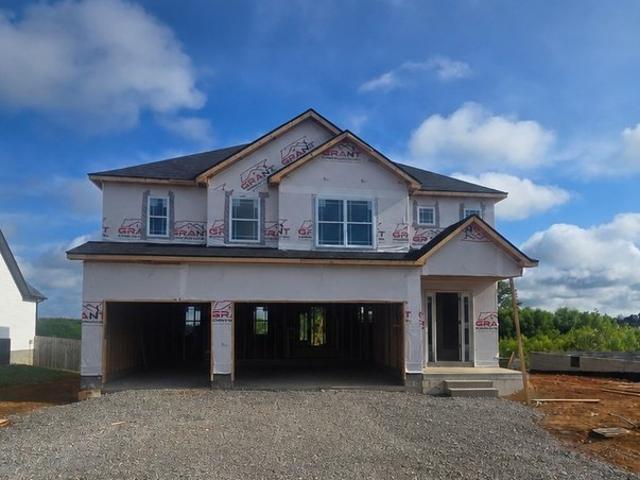 141 Monaghan Dr, Clarksville, TN 37042