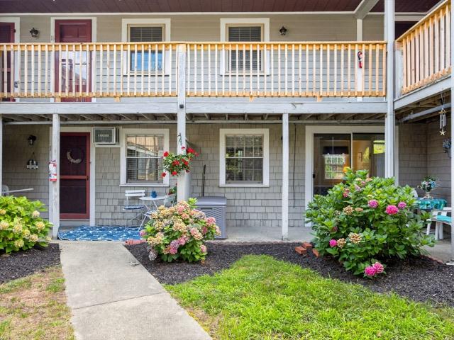 141 Main Street # 11