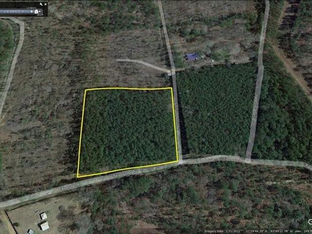 141 Mason Ln, Milam, TX 75959