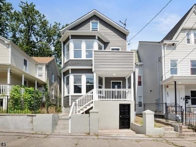 141 N 5th St, Paterson, NJ 07522