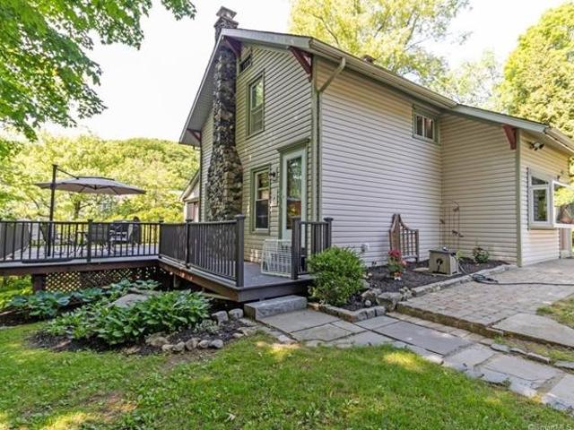 141 N Chapel St, Torrington, CT 06790
