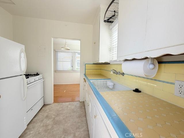 141 N Kenwood St, Unit B, Burbank, CA 91505 | MLS #BB26083