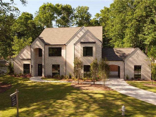 141 North Trace