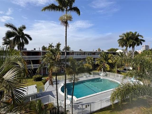 141 NE 10th Ave Apt 24C, Hallandale Beach, FL 33009