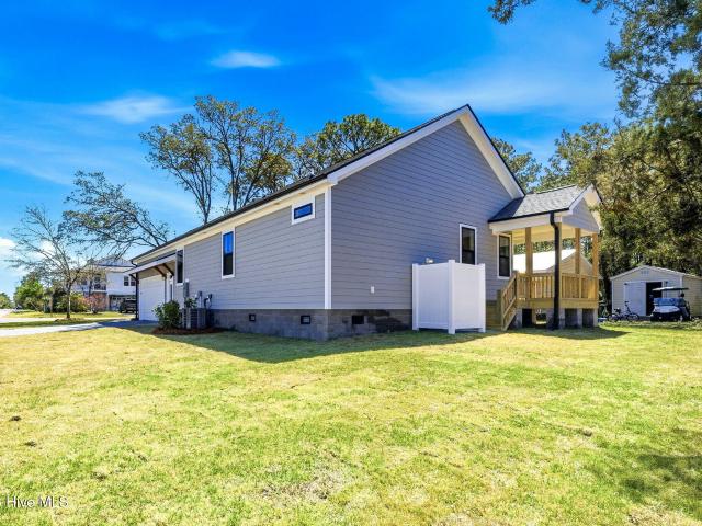 141 NE 39th St, Oak Island, NC 28465 | MLS #100565