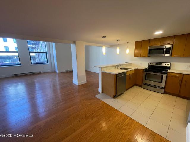 141 S Harrison Street Unit 1H
