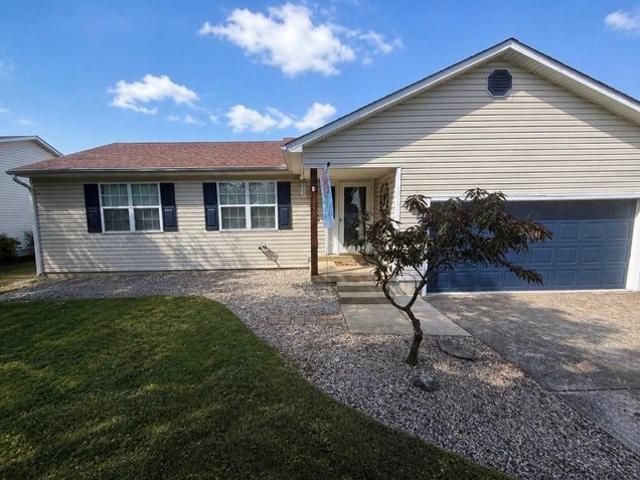 141 Southcreek Dr, Nicholasville, KY 40356