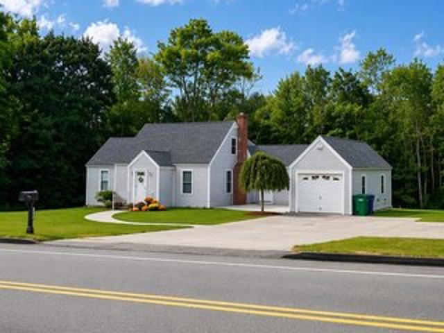 141 Shunpike Rd, Cromwell, CT 06416