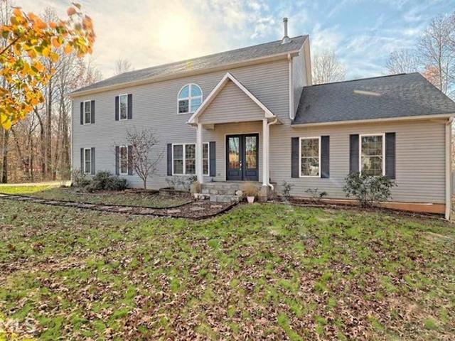 141 Shadow Walk Dr, Mount Airy, GA 30563