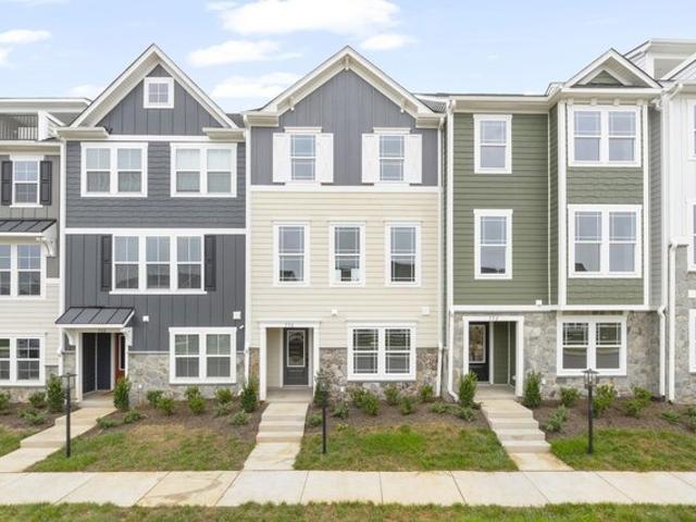 141 Park Ridge Dr, Crozet, VA 22932
