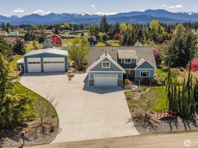141 Pheasant Run Dr, Sequim, WA 98382