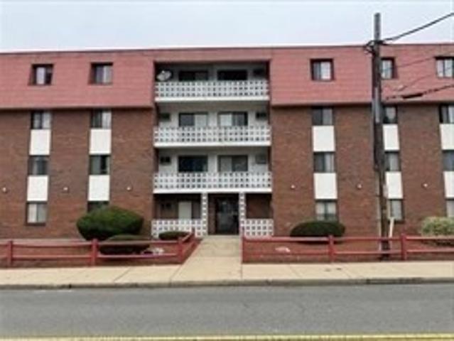 141 Pierce St, Unit 33, Malden, MA 02148 | MLS #73501 | Compass