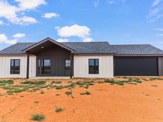 141 Private Rd, Seminole, TX 79360