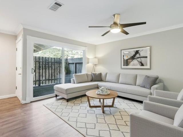 141 Roundtree Blvd, San Rafael, CA 94903