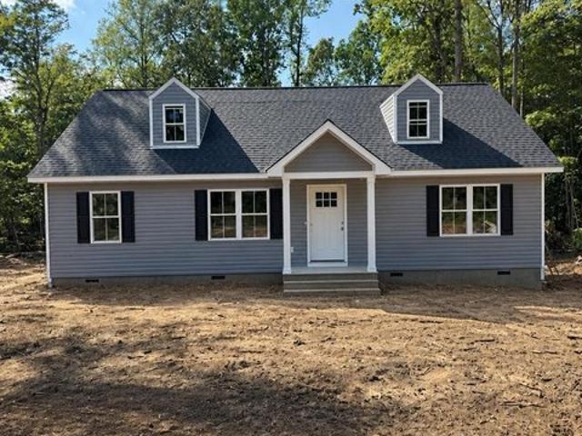 141 Reynolds Dr, Rustburg, VA 24588
