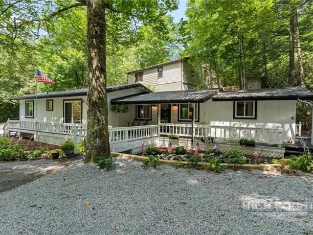 141 River Hollow Rd, Newland, NC 28657