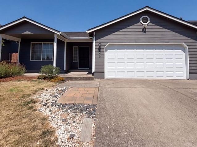 141 W 13th St, Lafayette, OR 97127