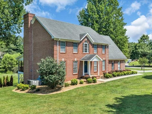 141 W Laurel Ave, McMinnville, TN 37110