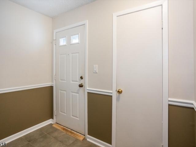 141 Woods Edge Dr # 141
