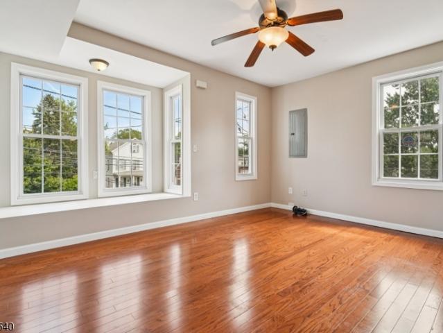 141 Walnut St # 2