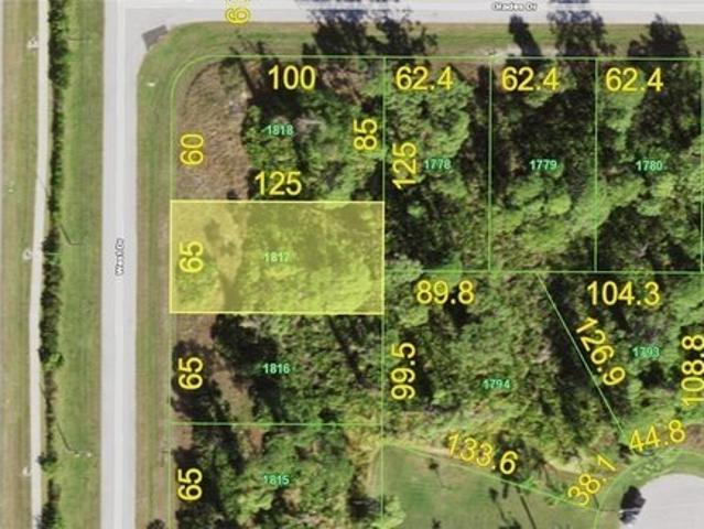141 West Dr, Rotonda West, FL 33947