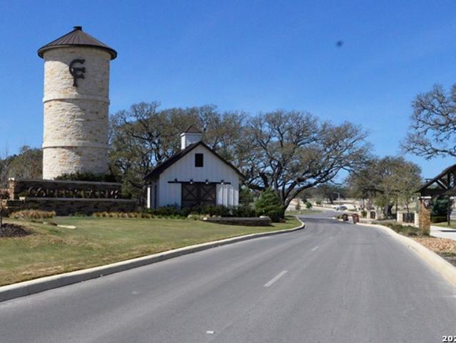 141 Winding Windmill