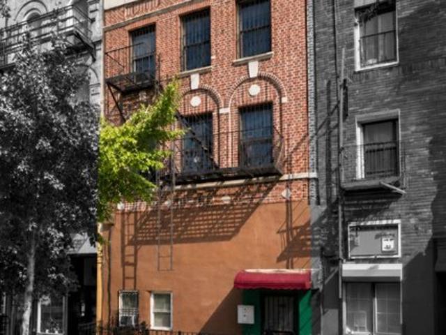 141 Tompkins Ave, Brooklyn, NY 11206