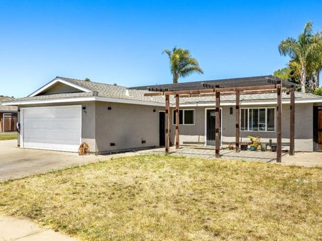 141 Trinity Ave, Watsonville, CA 95076