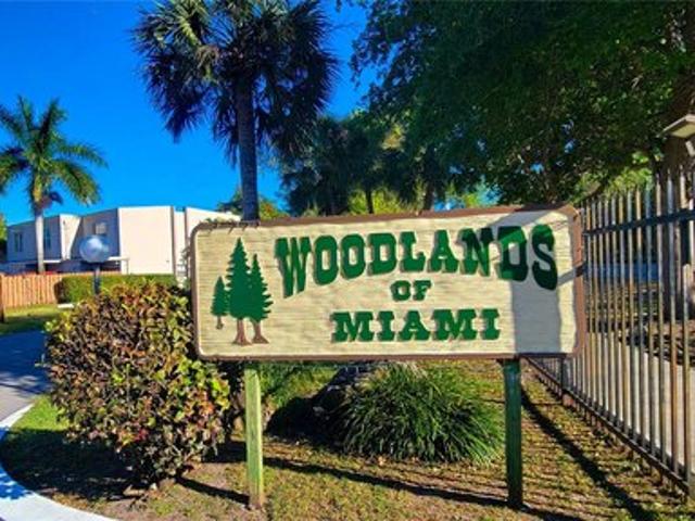 14241 Memorial Highway 9F, Miami, FL 33161