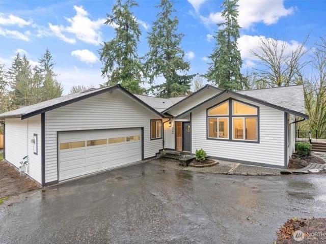 14244 NE 80th Pl, Redmond, WA 98052
