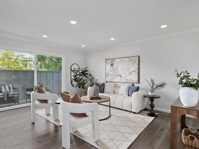 14245 Lora Drive 3