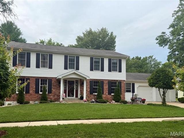 14246 Cypress Hill Dr, Chesterfield, MO 63017