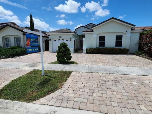 14249 SW 90th Ter, Miami, FL 33186