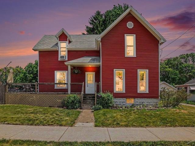 1424 N Trumbull St, Bay City, MI 48708