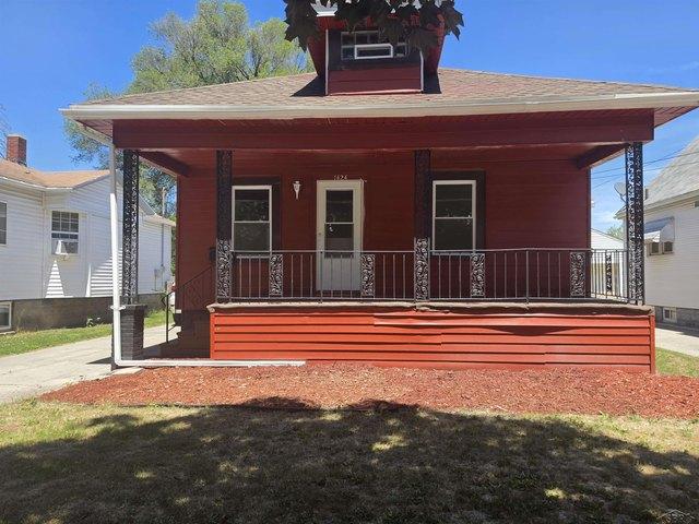 1424 Acacia St, Saginaw, MI 48602