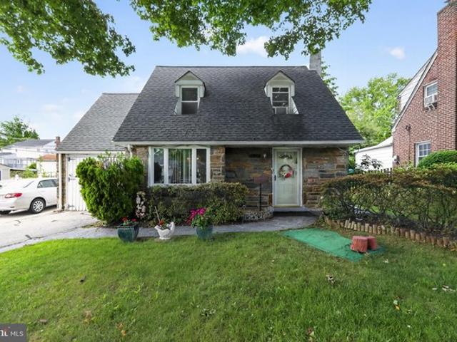 1424 Burmont Rd, Havertown, PA 19083