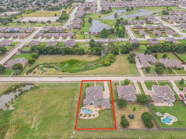 1424 Bassett Hound Drive