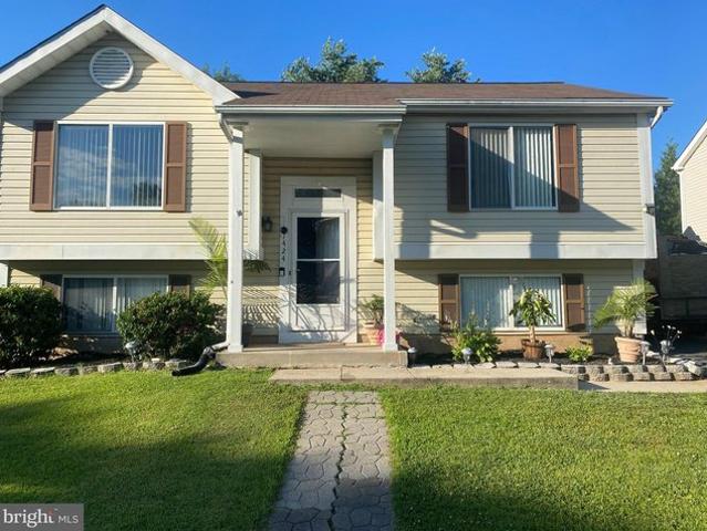 1424 Boulder Ln, Hanover, MD 21076