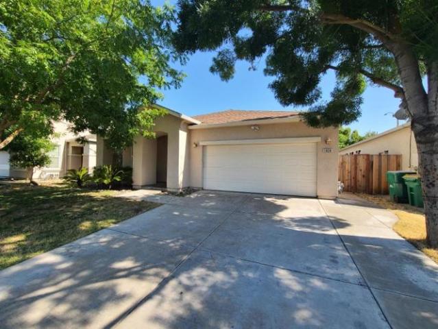 1424 Cypress Run Dr, Stockton, CA 95209