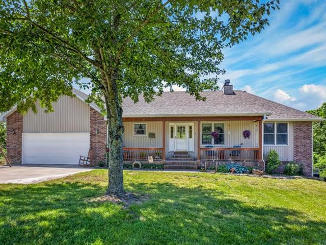 1424 Chadwick Rd, Chadwick, MO 65629