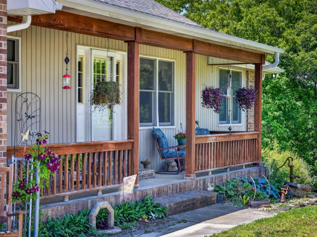 1424 Chadwick Road