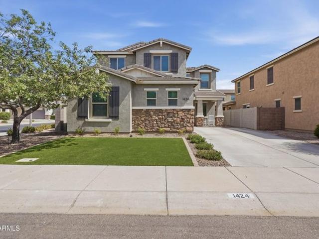 1424 E Goldcrest St, Gilbert, AZ 85297
