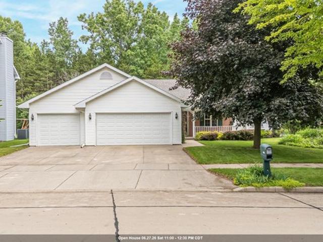 1424 E Keystone Ln, Appleton, WI 54913