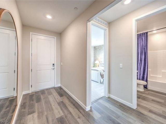 1424 Jorian Bay Dr, North Las Vegas, NV 89084